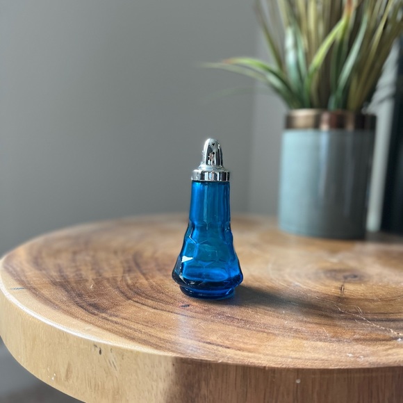 Kitchen | Vintage Cobalt Blue Glass Salt Shaker | Poshmark